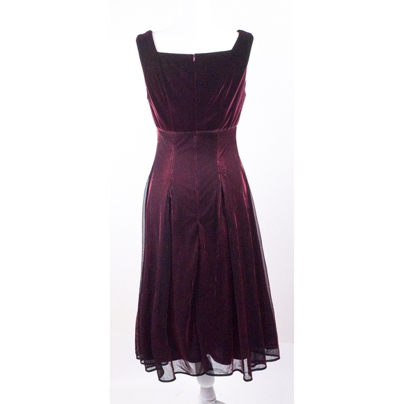 Simco Formalwear | Dresses | Vintage 9s Simco Burgundy Velvet Midi ...